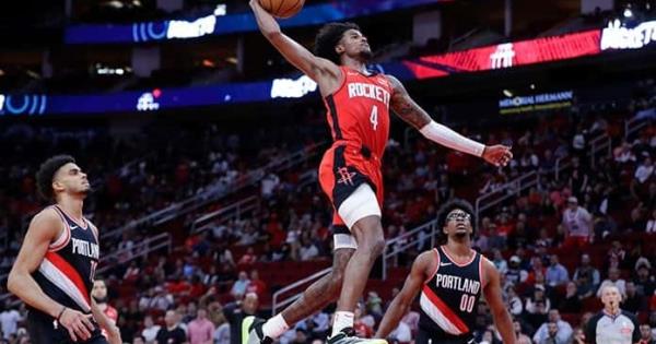 Novena victoria en fila de los Rockets