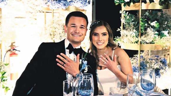 ANDREA Y MATTHEW ¡ES AMOR!