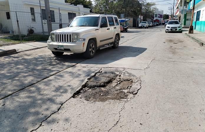 Calles de la ciudad, llenas de baches
