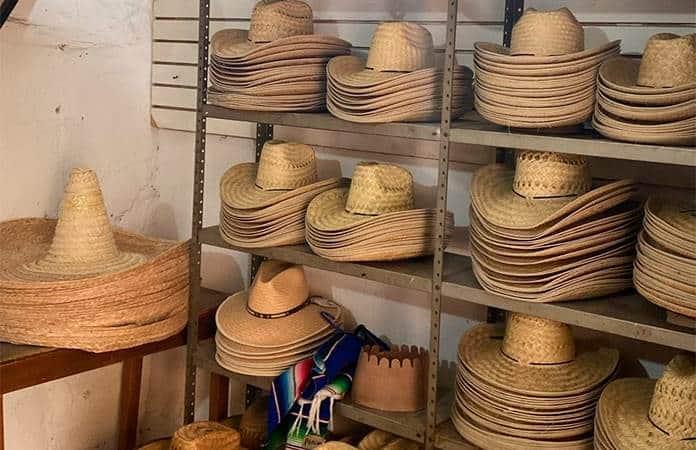 Repuntan ventas de sombreros de palma