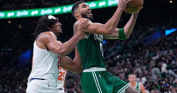Celtics aplastan a Knicks de NY