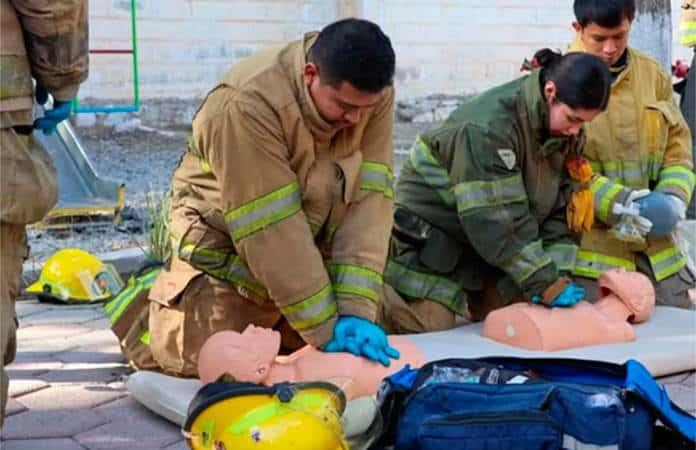Ofrecen Bomberos capacitación de primeros auxilios