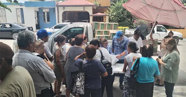 También el DIF entrega despensas en Valles