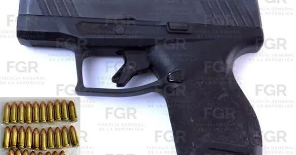 Logran procesar a una pareja por portación de arma
