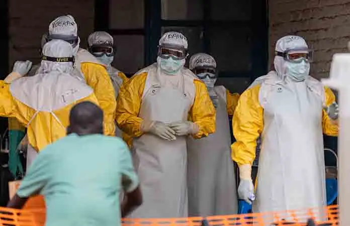 RDC eleva a 452 los contagios de ébola