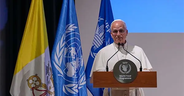 Guerras se "alimentan" más rápido que personas: Papa